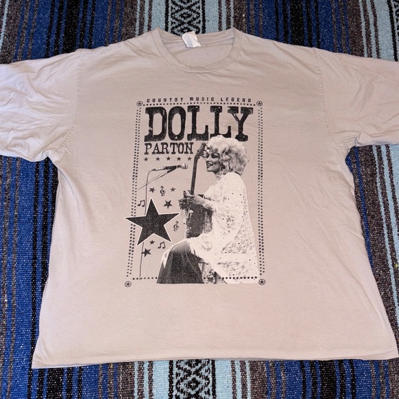 Concert Tee | Shirts | Dolly Parton Concert Tee Shirt | Poshmark